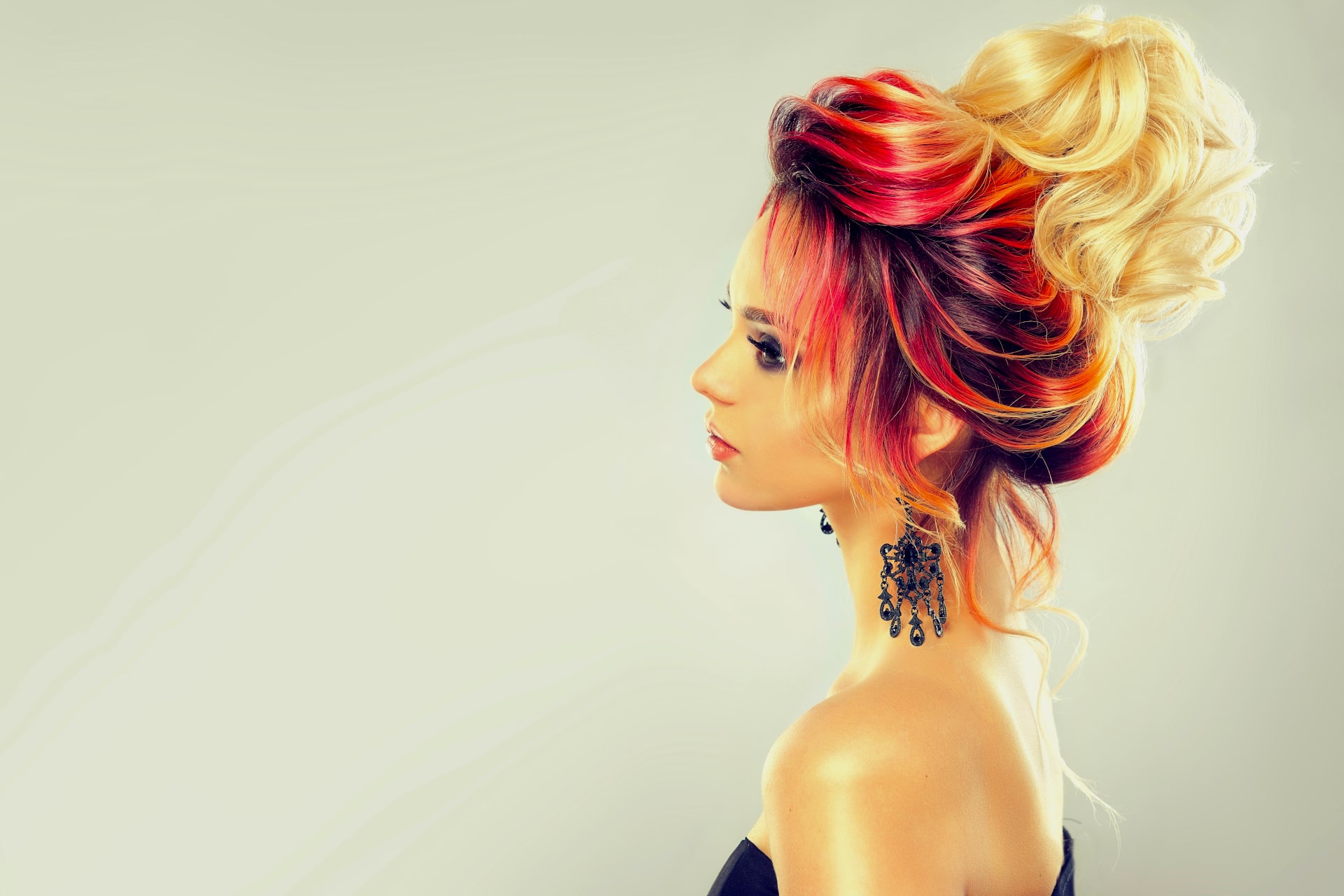 Beauty Lounge Hair Color Design, Hair Dye & Hair Highlight Styles